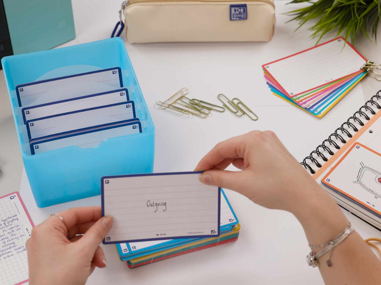 Boostez votre mémoire avec la Flashbox et la méthode Leitner